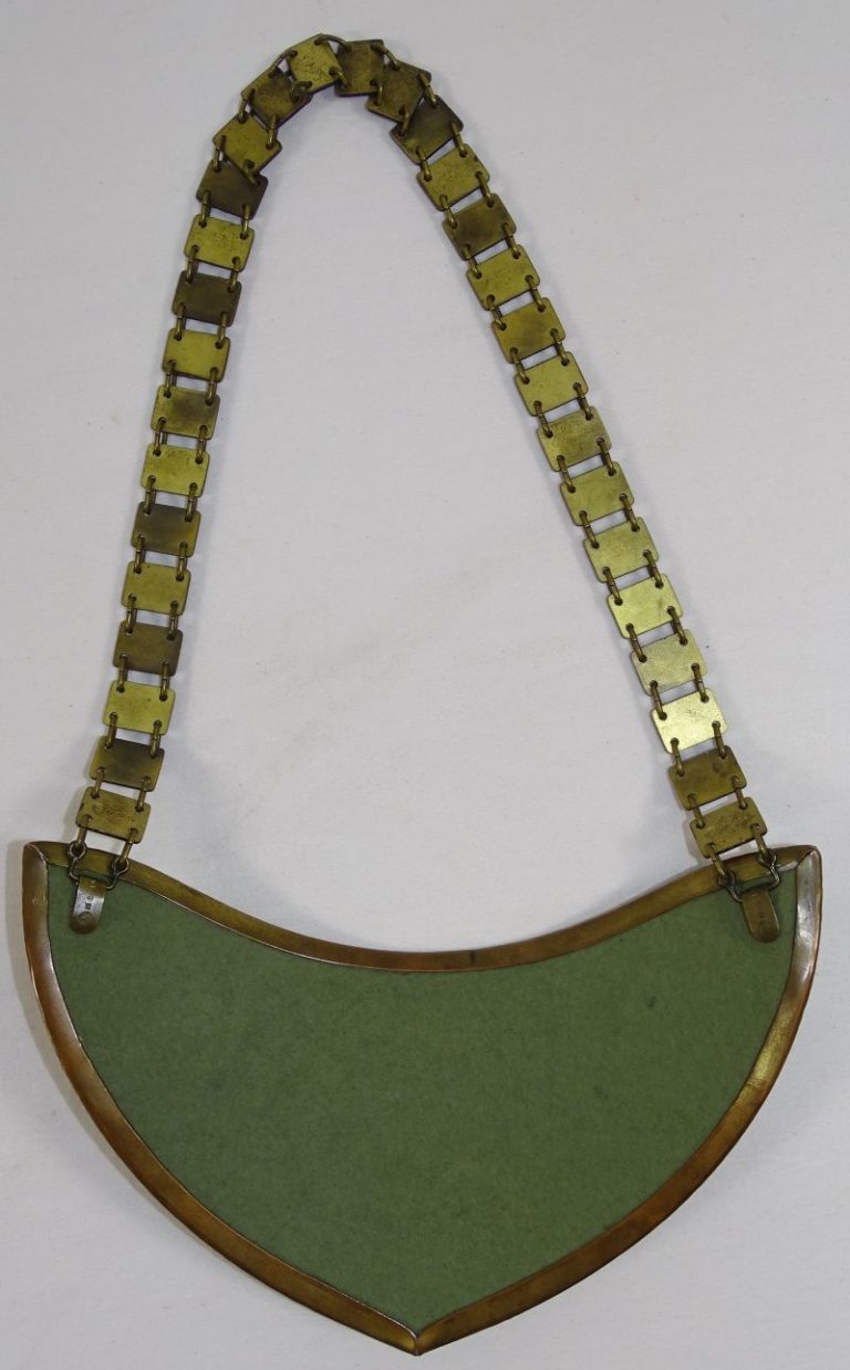 Third Reich NSDAP Standard Bearer’s Gorget RZM M1/14 – Griffin Militaria