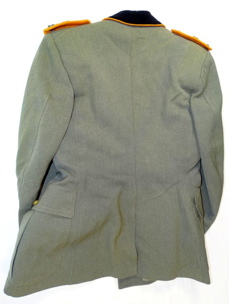 WWII Italian Army Alpine Artillery Lieutenant’s Uniform – Griffin Militaria