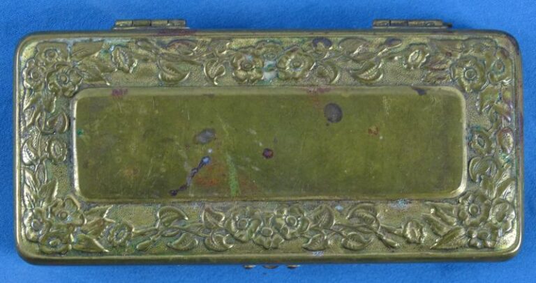 Cased WWI Safety Razor – Griffin Militaria