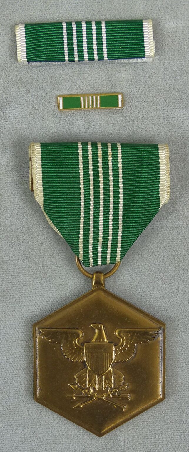 1991 10th Mountain Division TOW Gunner Cased Army Commendation Medal ...