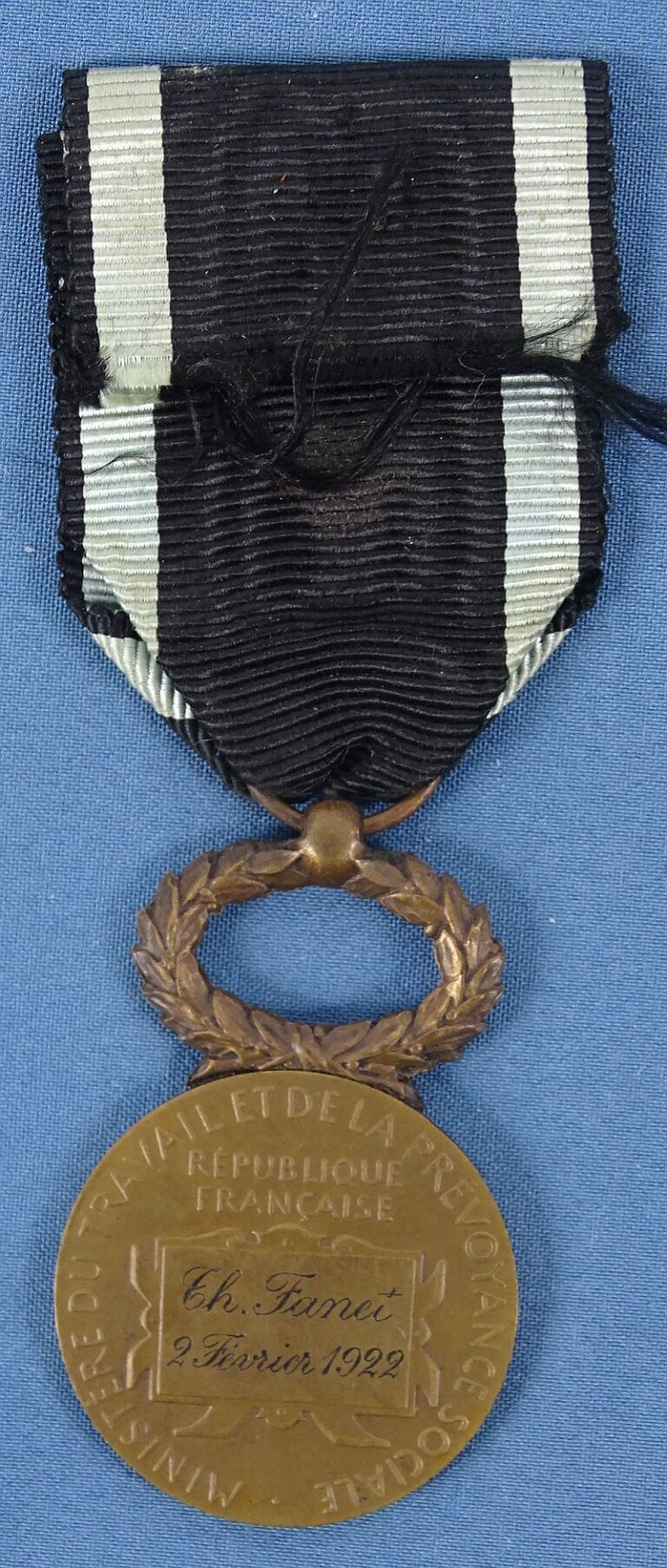 French Named 1922 Ministry of Labor and Social Security Service Medal ...