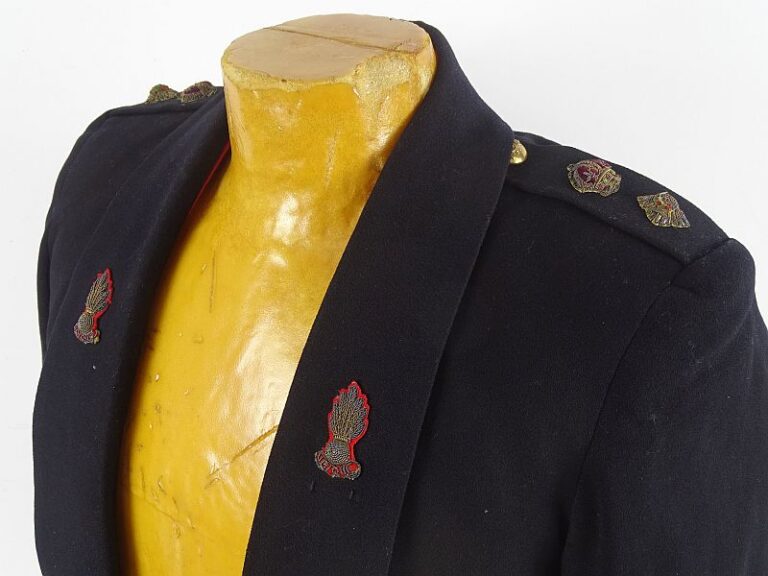 Named Early 1900’s Royal Artillery Lieutenant Colonel Mess Dress ...