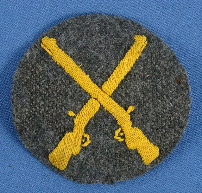 German Army Weapons Maintenance Sergeant Trade Badge – Griffin Militaria