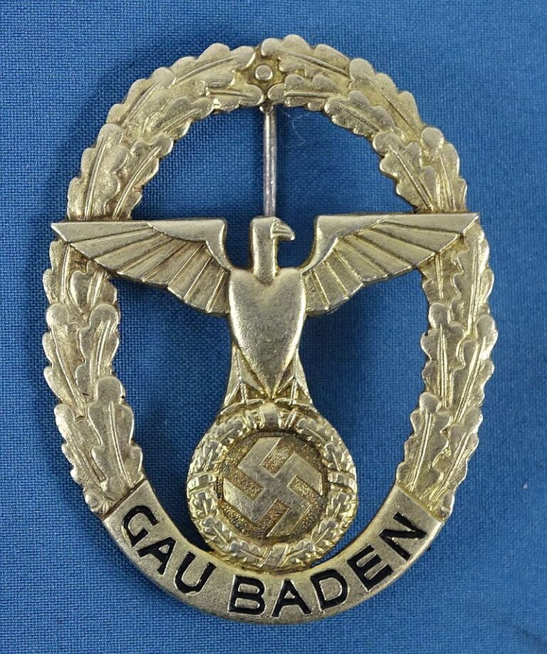 Gau Baden Honor Badge in Gold by Klett – Griffin Militaria