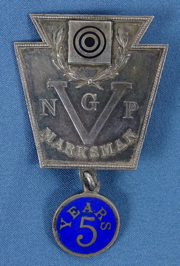 Pennsylvania National Guard 5 Year Marksman Badge – Griffin Militaria