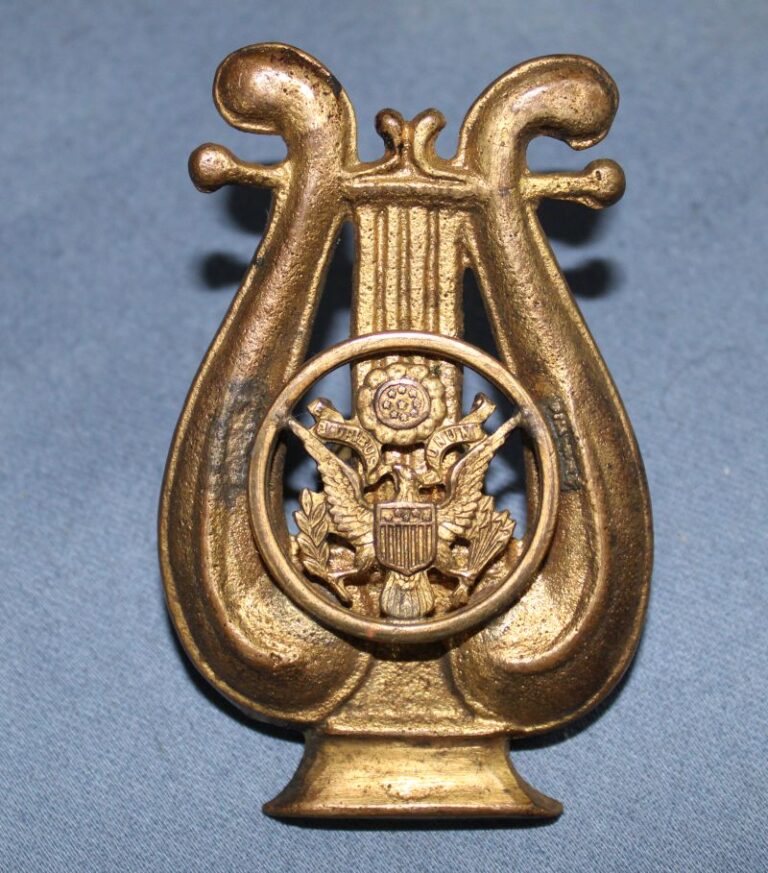 1924-27 US Army Band Visor Cap Insignia – Griffin Militaria