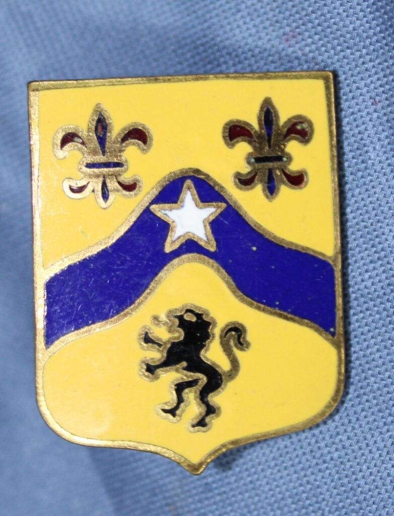 WWII 121st Cavalry Crest DI – Griffin Militaria