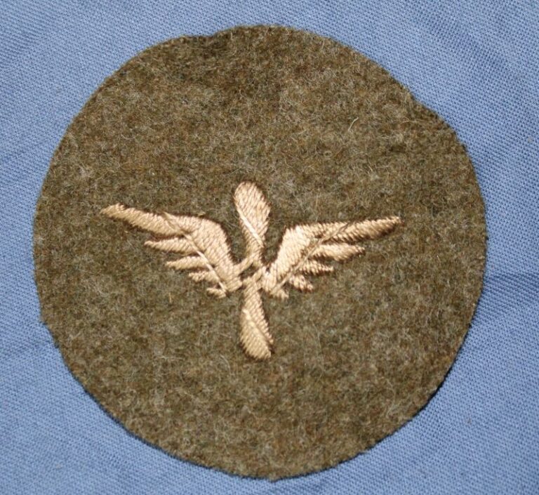 WWI Air Service PFC Chevron – Griffin Militaria