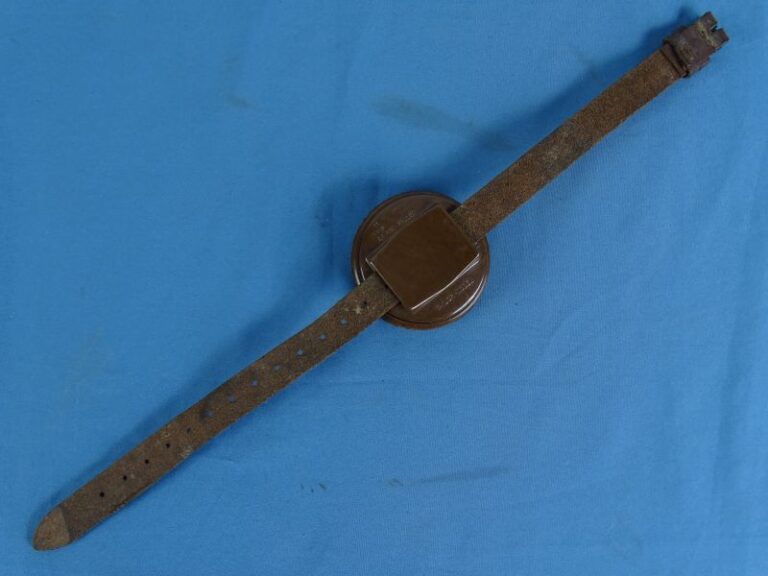 WWII U.S. Army Wrist Compass by Taylor – Griffin Militaria