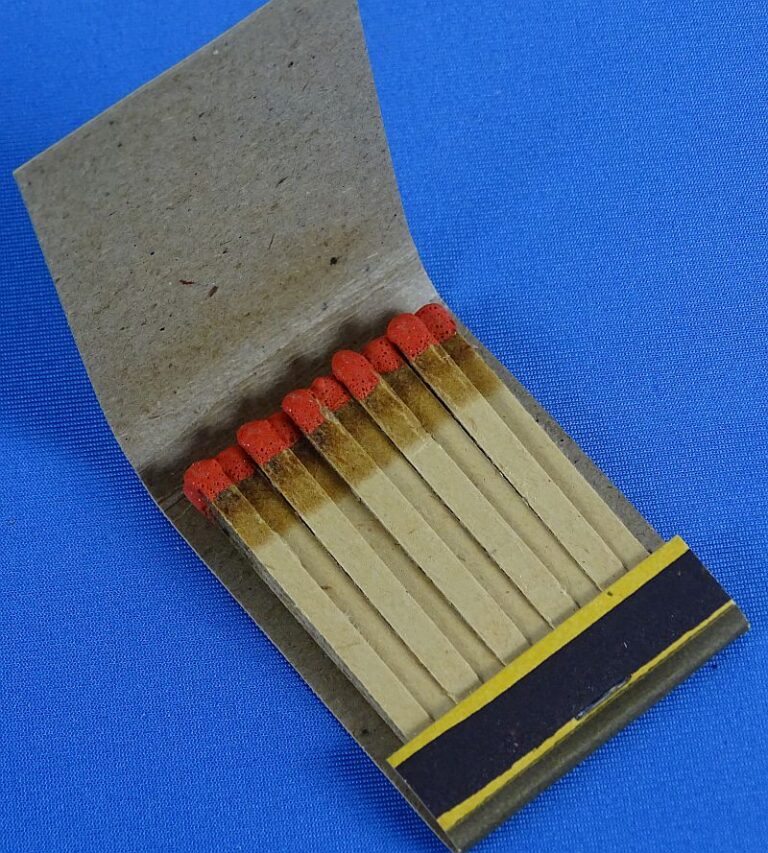 Unused WWII “U.S. Army” Matchbook – Griffin Militaria