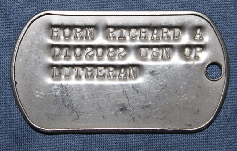 USN Navy Dog Tag Richard A Horn – Griffin Militaria