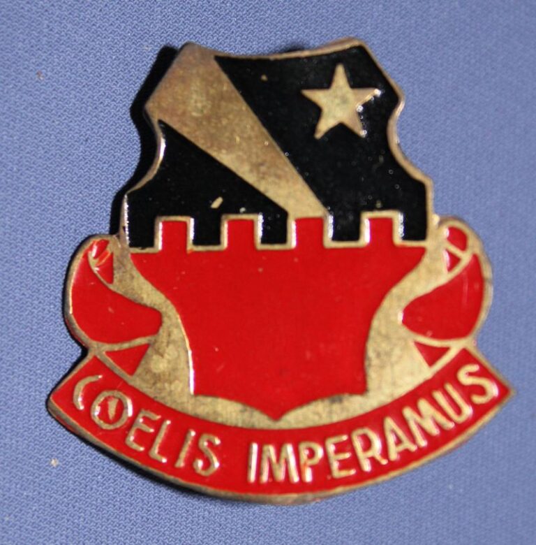 60th Air Defense Artillery ADA Beercan DI / Crest – Griffin Militaria