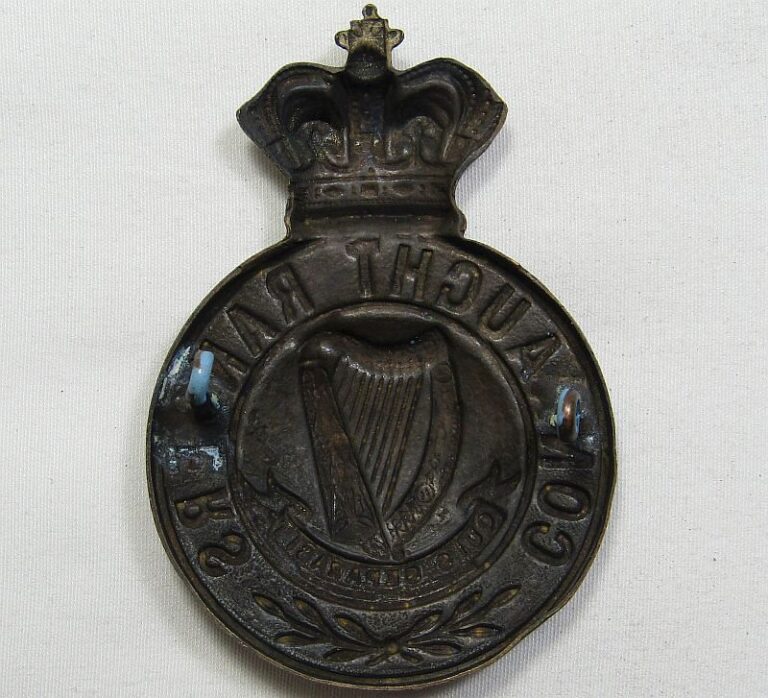British Victorian Connaught Rangers Cap Badge – Griffin Militaria