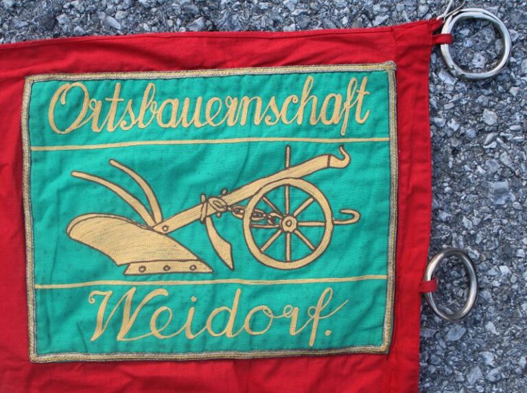 Third Reich Weidorf Farmers Association Parade Flag – Griffin Militaria