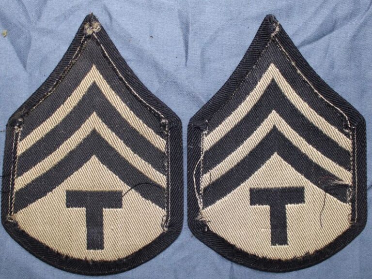Pair WWII Technician Fourth Grade Chevrons – Griffin Militaria