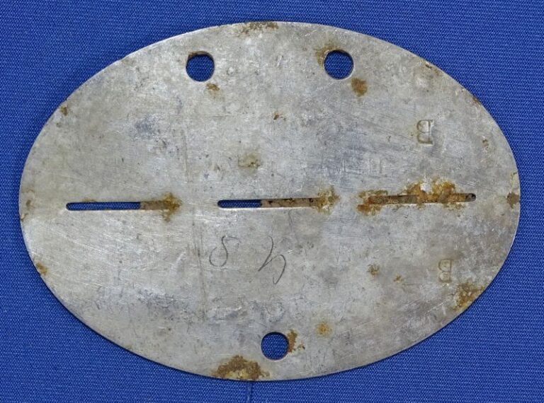 WWII German Erkennungsmarke Identification Disk: “1284 1. Stamm Kp ...