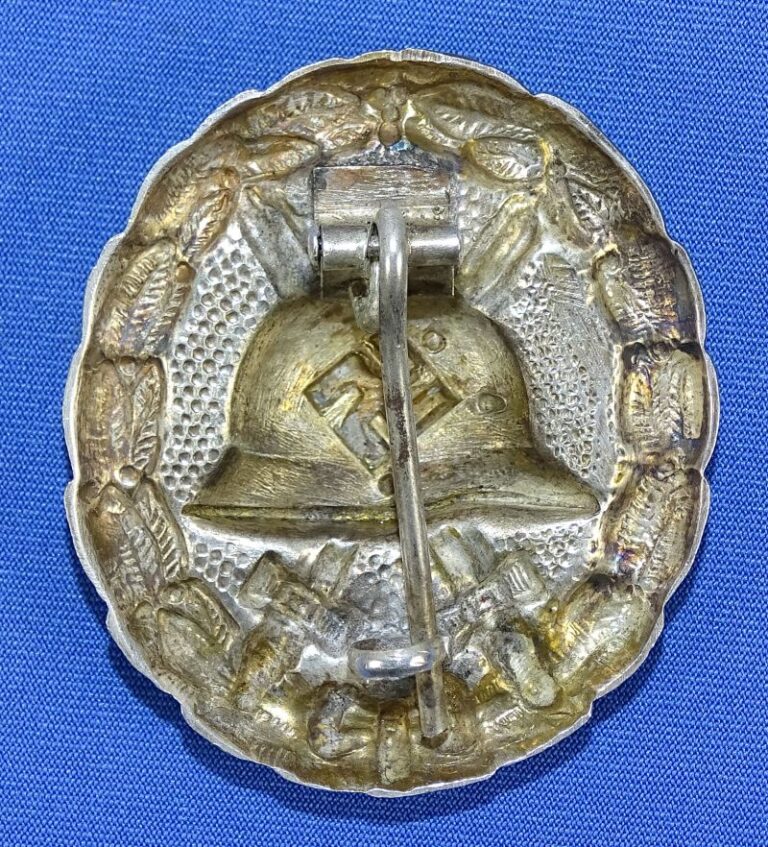 1936 Silver “Condor Legion” Wound Badge – Griffin Militaria