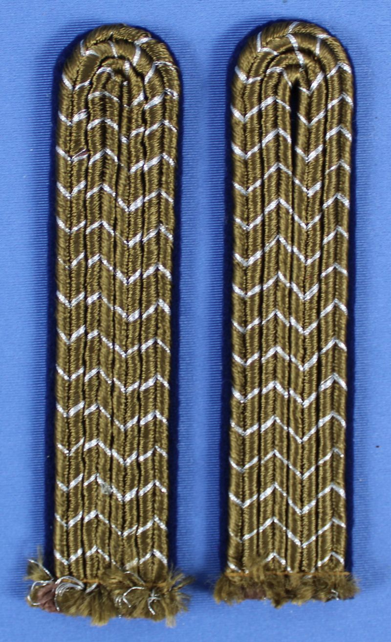 A Pair of Sew In SA Enlisted Ranks Shoulder Boards with RZM Tags ...