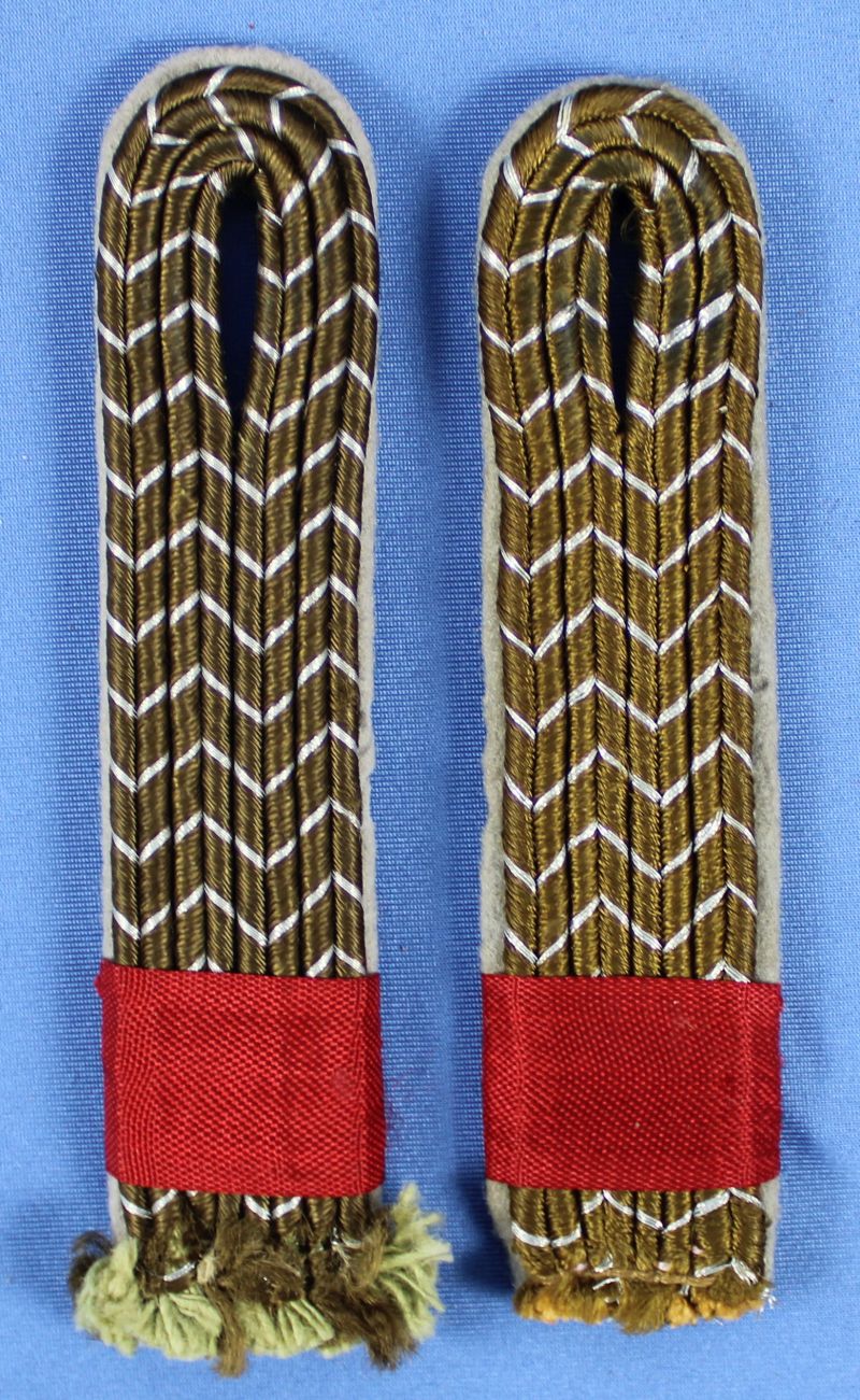 A Pair of Sew In SA Enlisted Ranks Shoulder Boards with RZM Tag ...