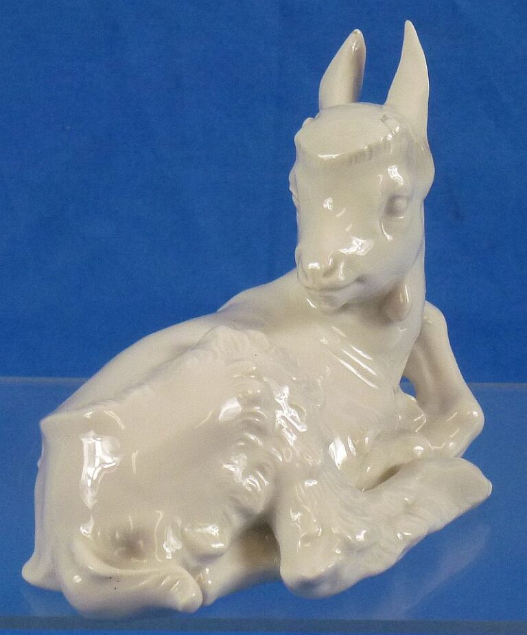 SS Allach Young Lying Goat (Allach Model No. 102) Porcelain Figurine ...