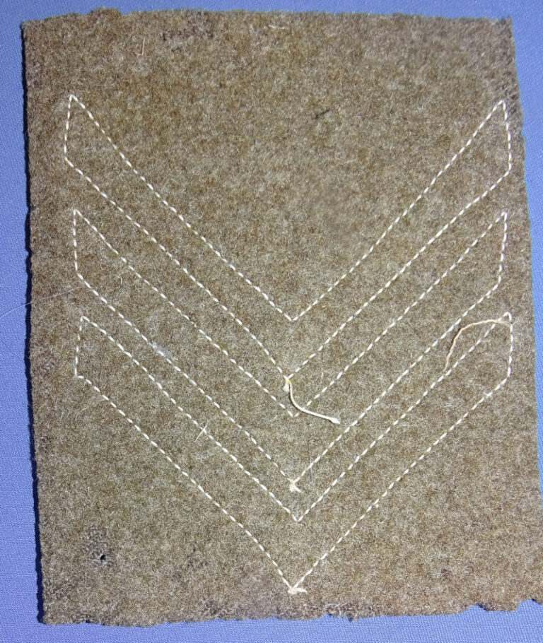 WWI Service Chevrons / 1 Gold 2 Silver – Griffin Militaria